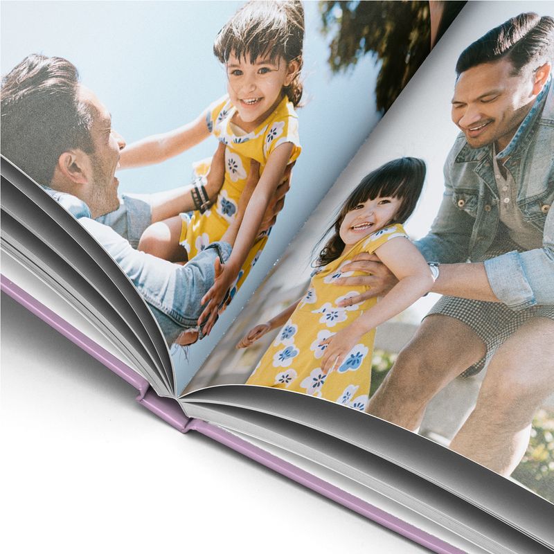 Fotolibro dell'Anno con Copertina a Finestra | 28x21 cm